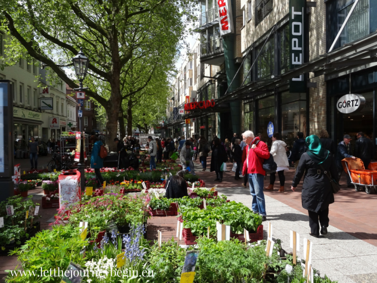 A walk around Hamburg Altona, Germany - Let the Journey Begin